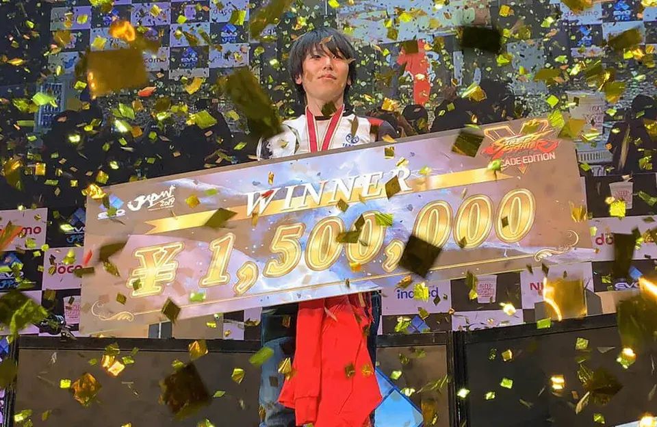 Momochi Places Mai As The Best SF6 Character In New Tier List | DashFight