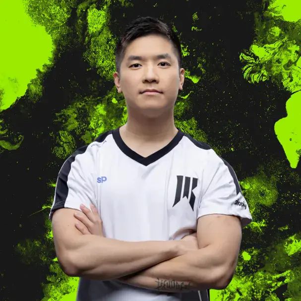 Higuchi Jokingly Expresses Hurt At NuckleDu's Character Switch | DashFight